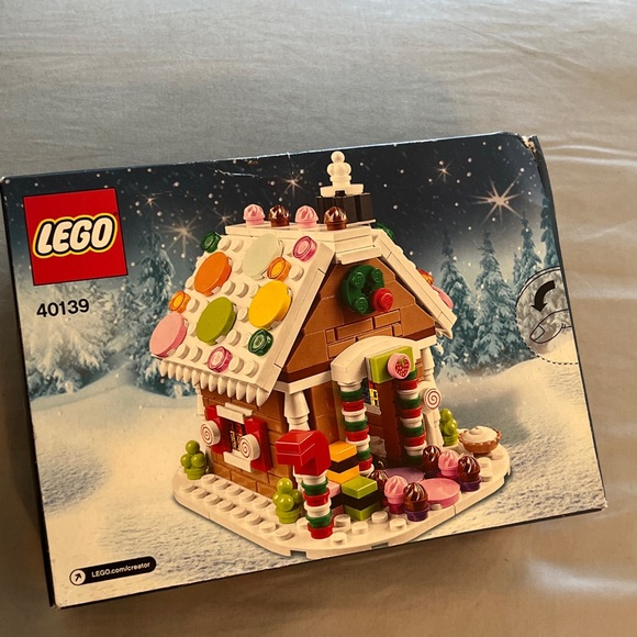Lego | Toys | Lego Holiday Gingerbread House Limited Edition 25 New ...